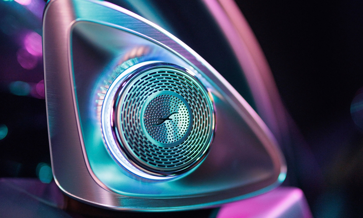 Mercedes High-End 3D - Burmester