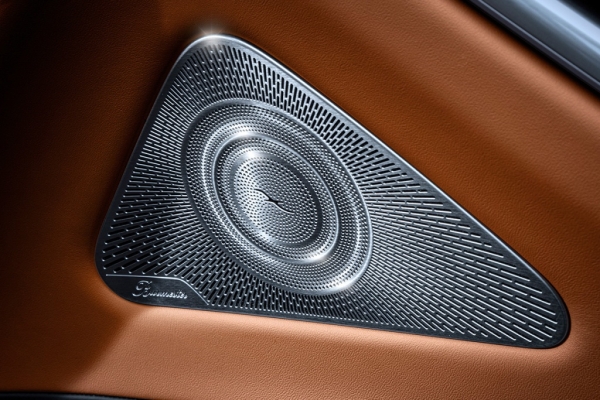 Mercedes-Benz Soundsystem - Burmester