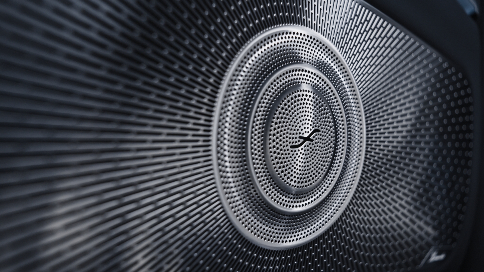 Mercedes-Benz Soundsystem - Burmester